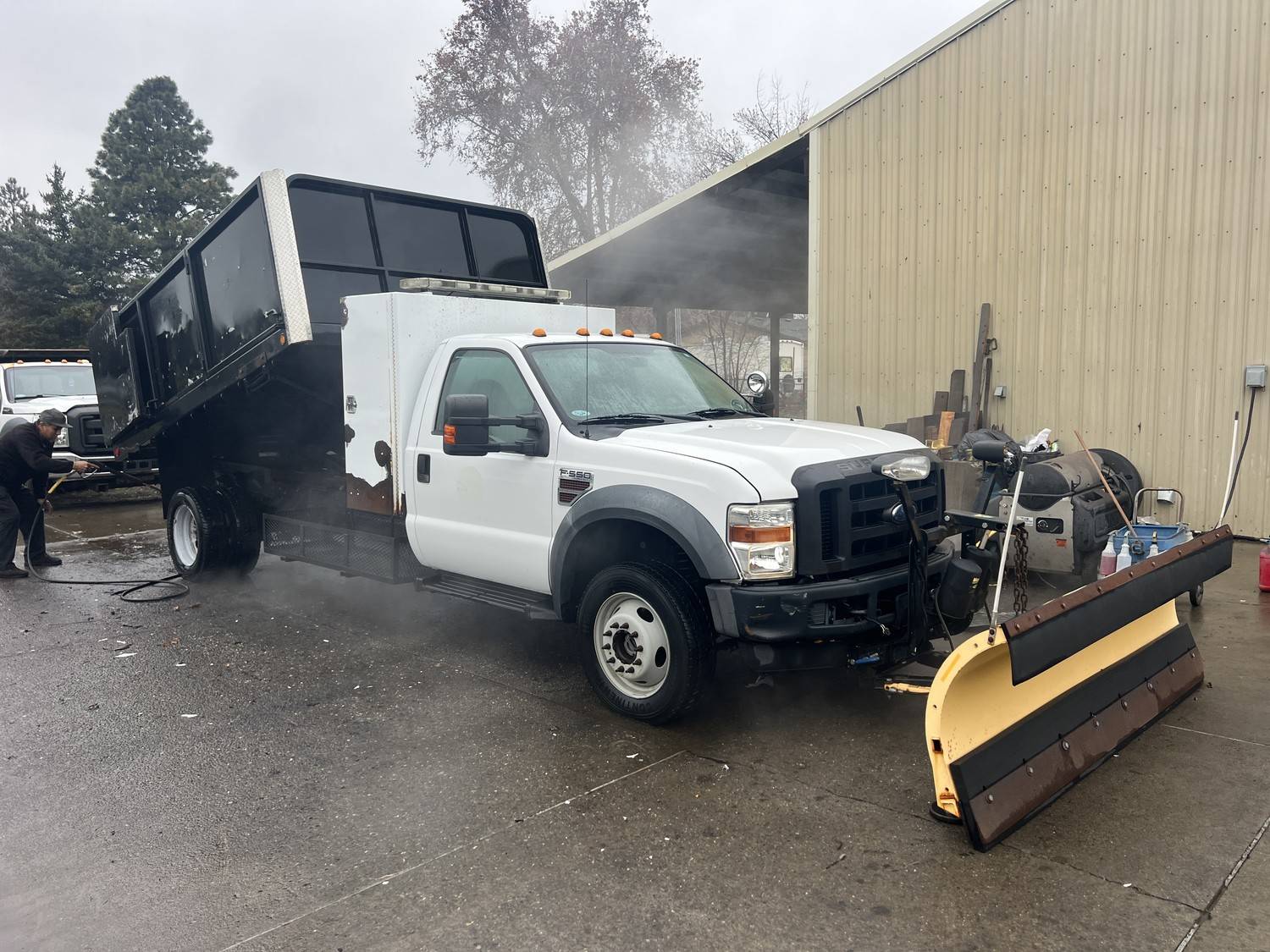 2010 Ford F550 4x4, Dump bed, snow plow and Sander, (CN56) - Heaverlo ...