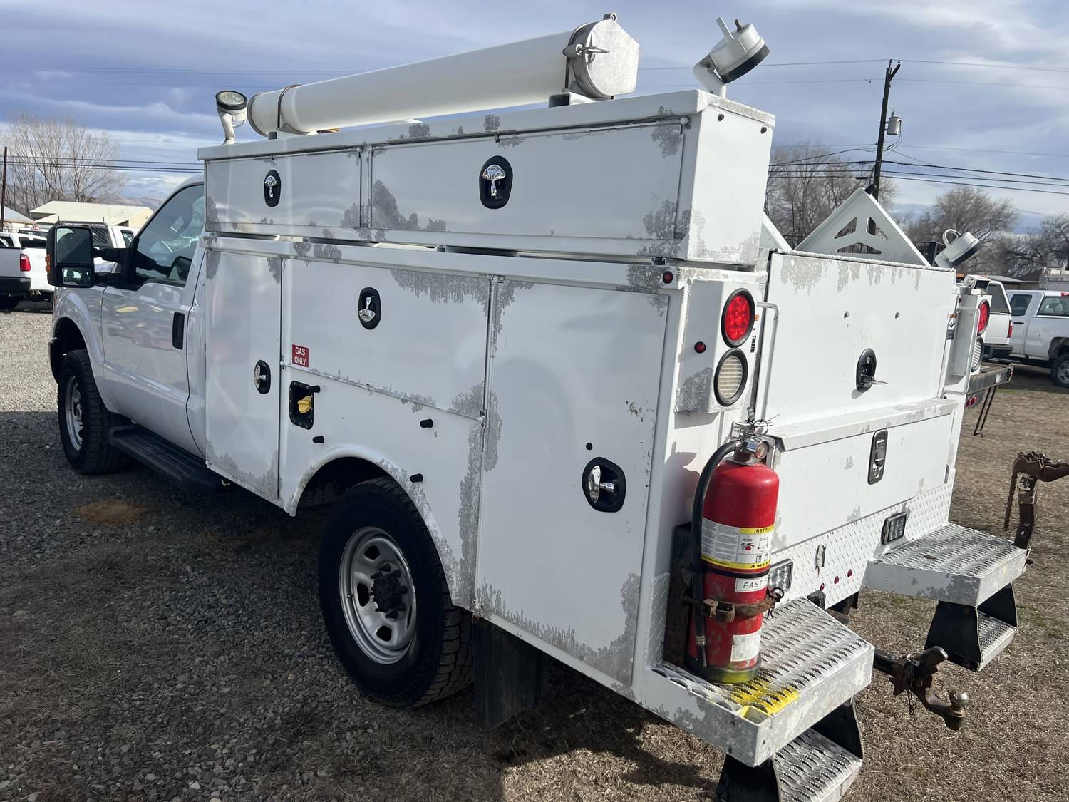 2015 Ford F350, 4x4, Utility Service Truck, (CN 1033)) - Heaverlo Northwest