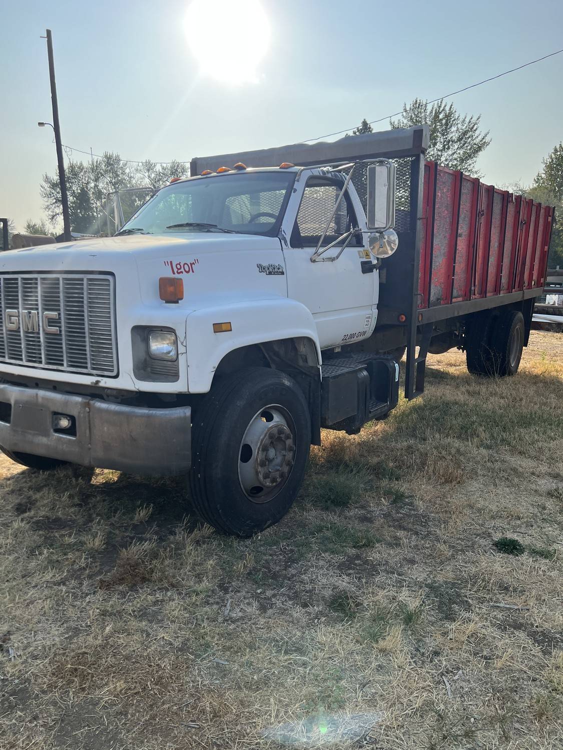 1995 GMC 7000 Topkick 19 ft flatbed w/Hoist (CN 63) - Heaverlo Northwest