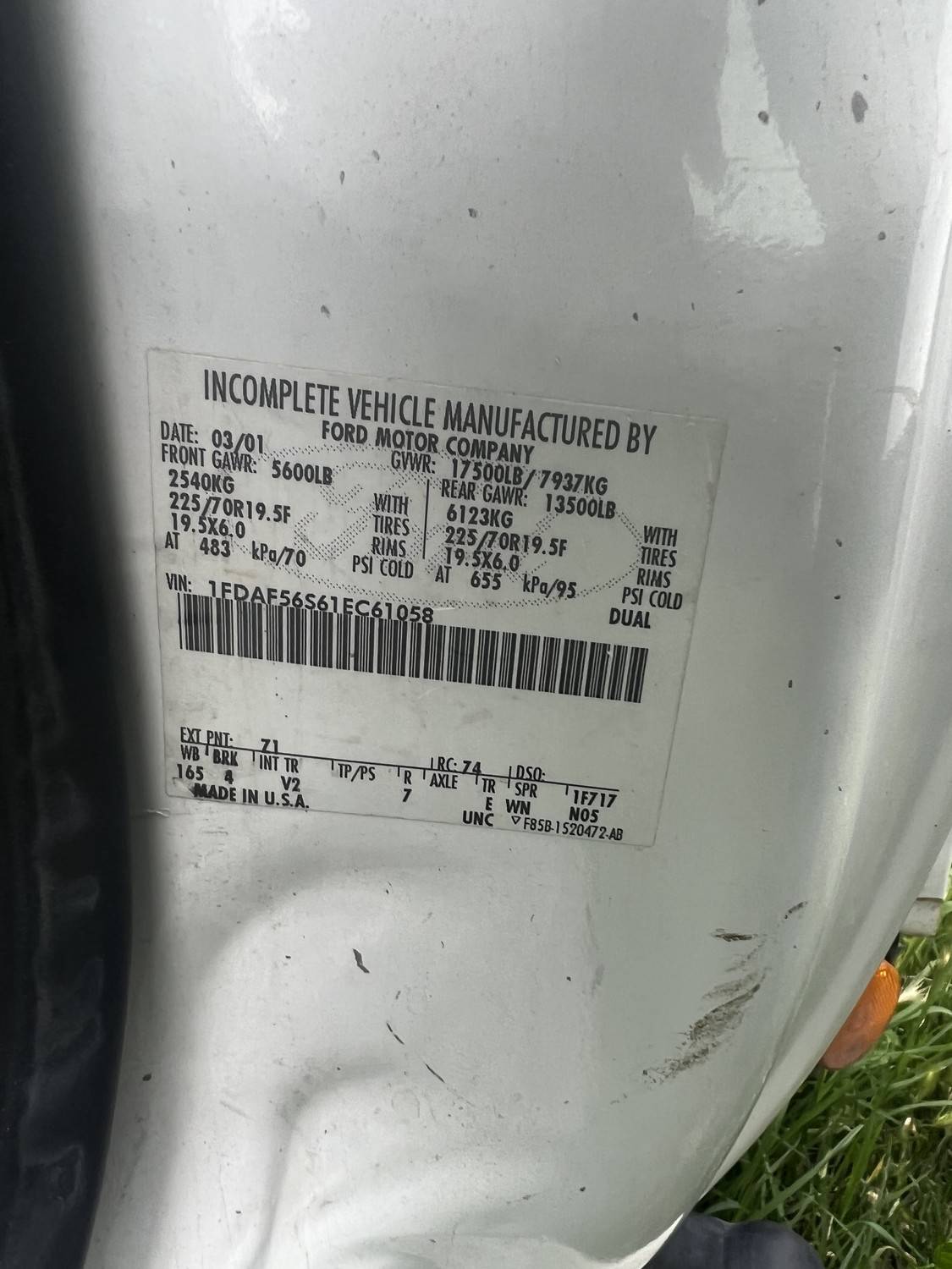 2001 Ford F550, 9 ft steel 2-3 yrd Dump Box (CN 1090)) - Heaverlo Northwest