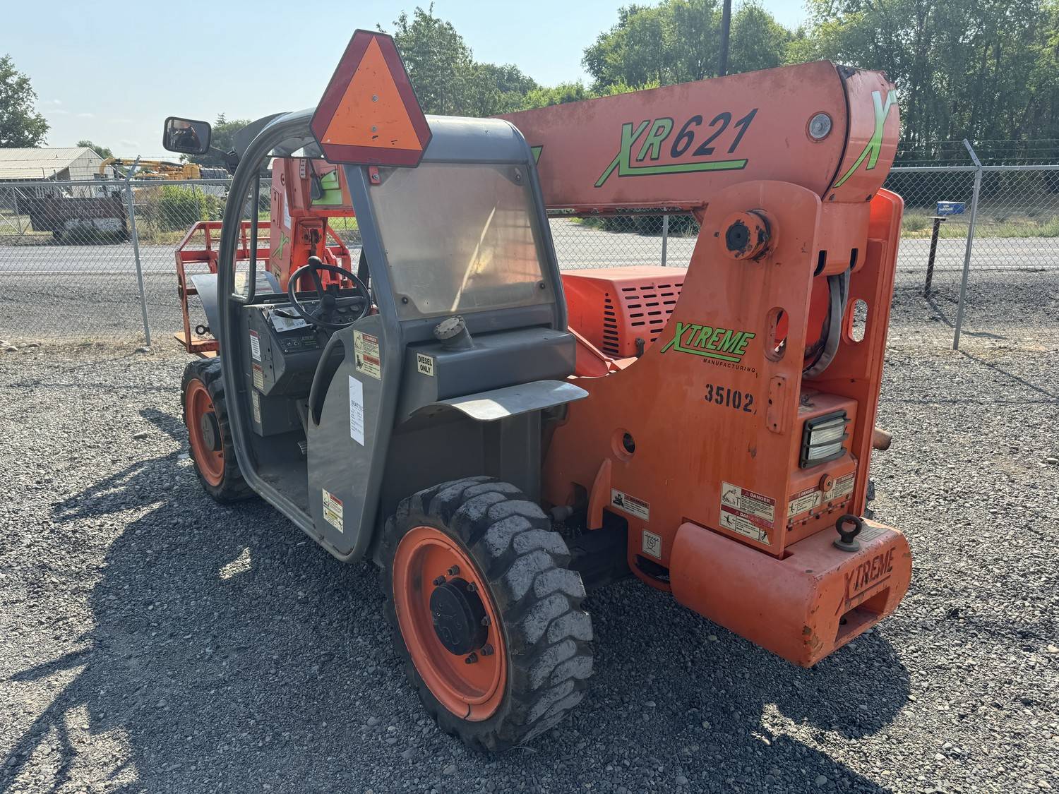 2015 XTREME XR0621, 6000 lbs, 4x4, Telehandler - Heaverlo Northwest