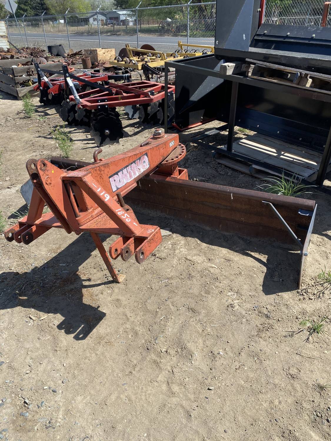 3Pt 5’, 6’, 7’, 8’, Farm Tractor Blades - Heaverlo Northwest