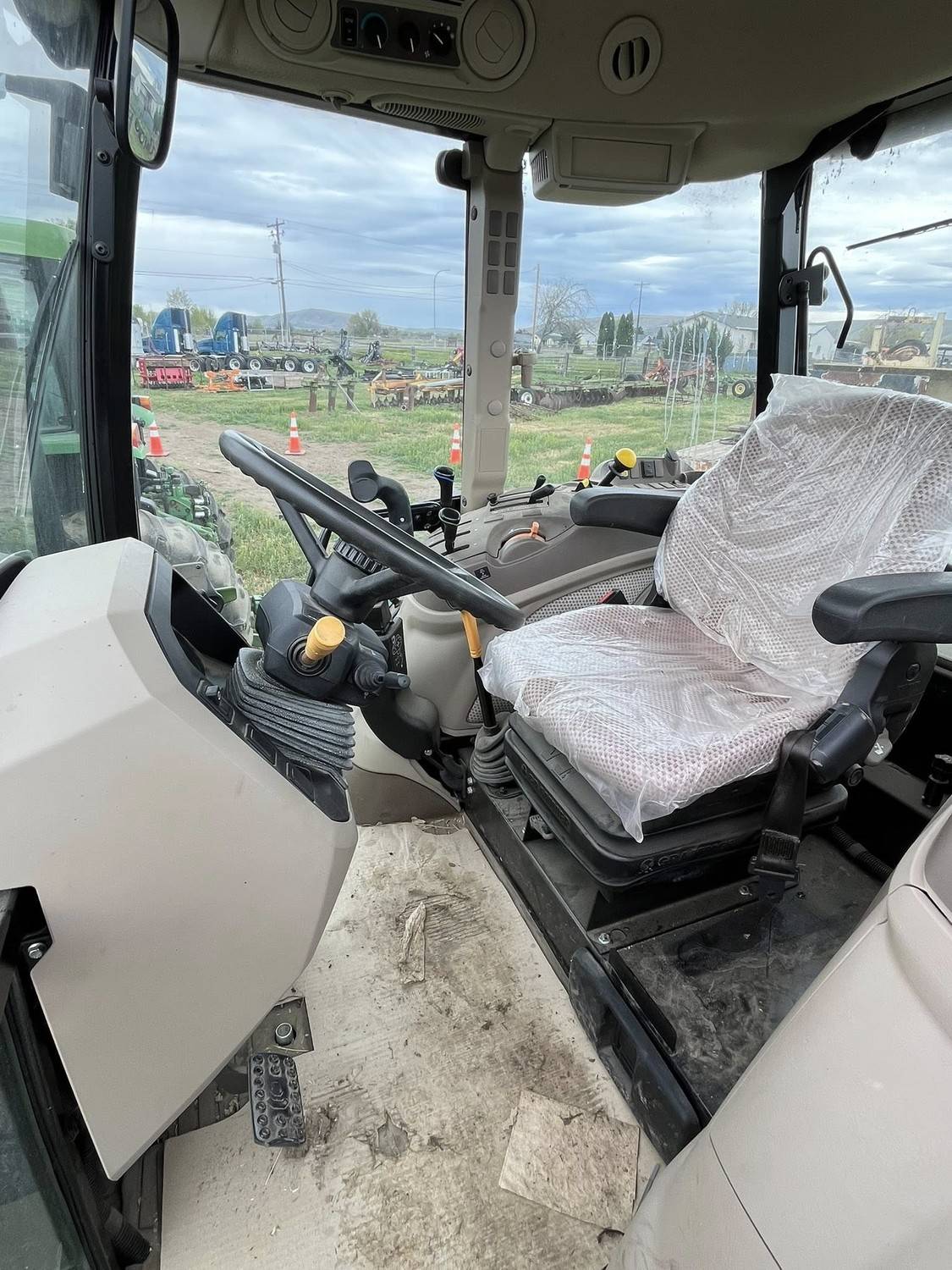 2022 JD 5075M Tractor - Heaverlo Northwest