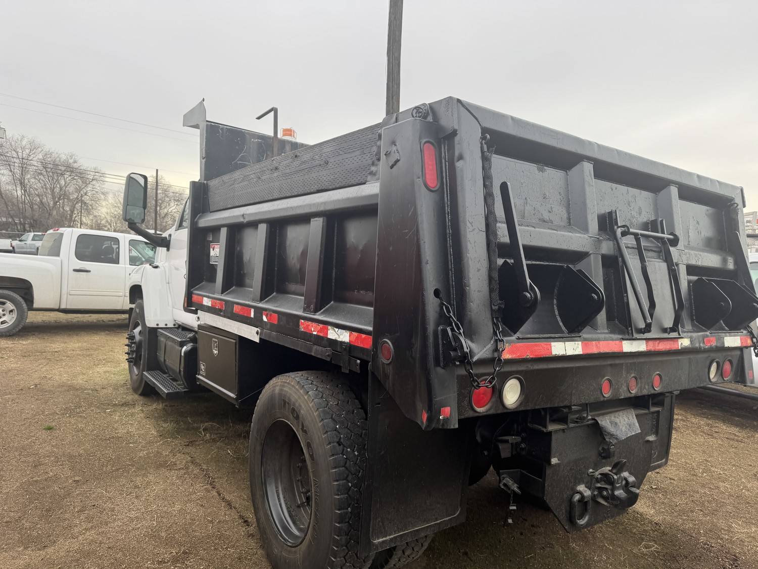 2005 Chevy C8500 5 yard Dump Truck (CN 1044) - Heaverlo Northwest