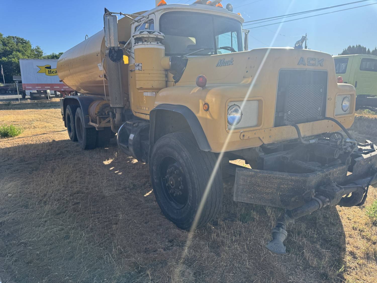 1980 Mack 4000 Gallon T/A Water Truck (CN-1008) - Heaverlo Northwest